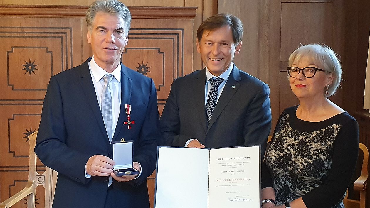 Fußball- und Leichtathletik-Verband Westfalen (FLVW): Dr. Klaus Balster ...